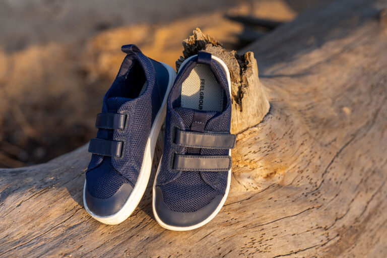 9 Best Barefoot Shoes for Kids (durable + comfortable)
